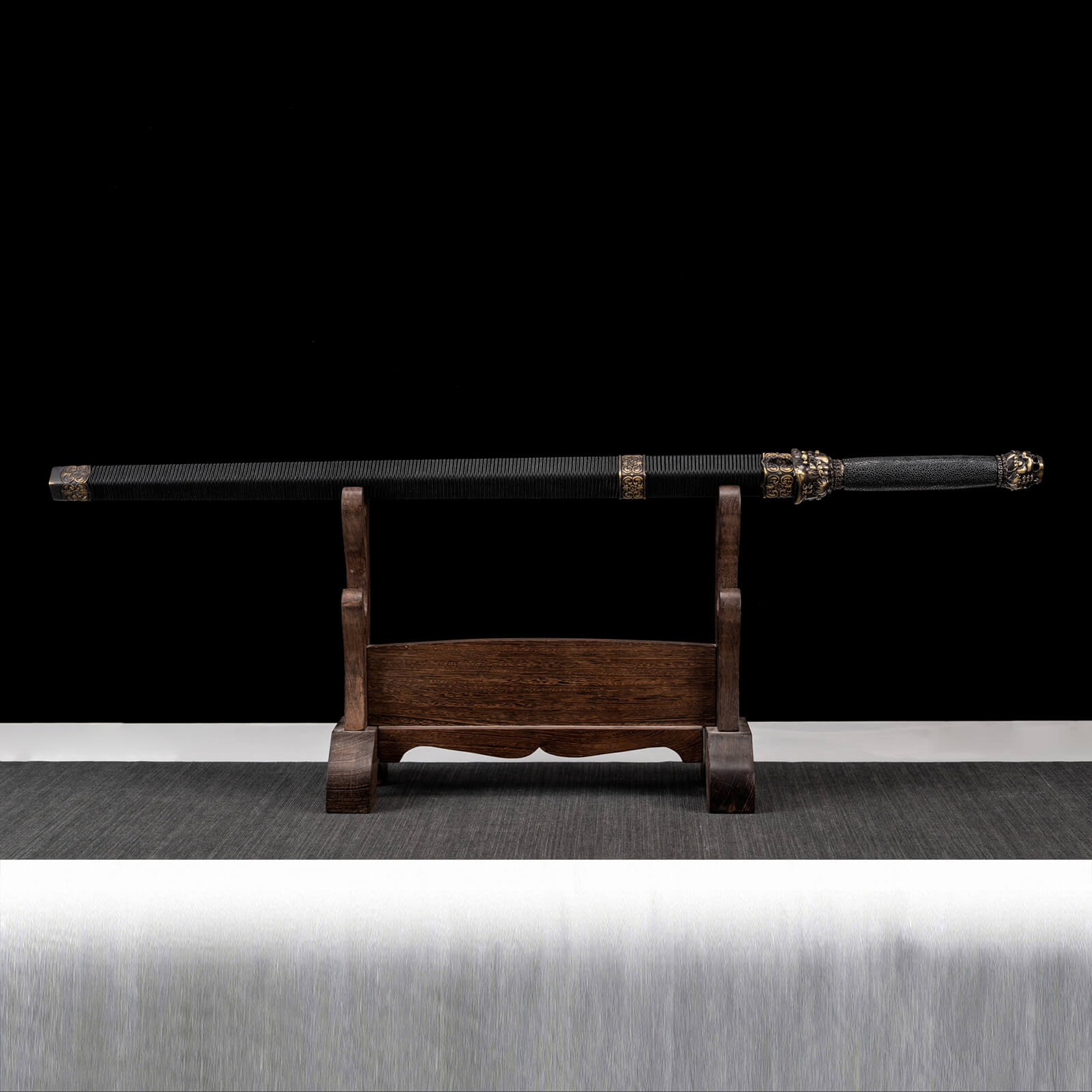 Handmade Chinese Traditional Eighteen Weapons Pattern Steel Solid Wood ...