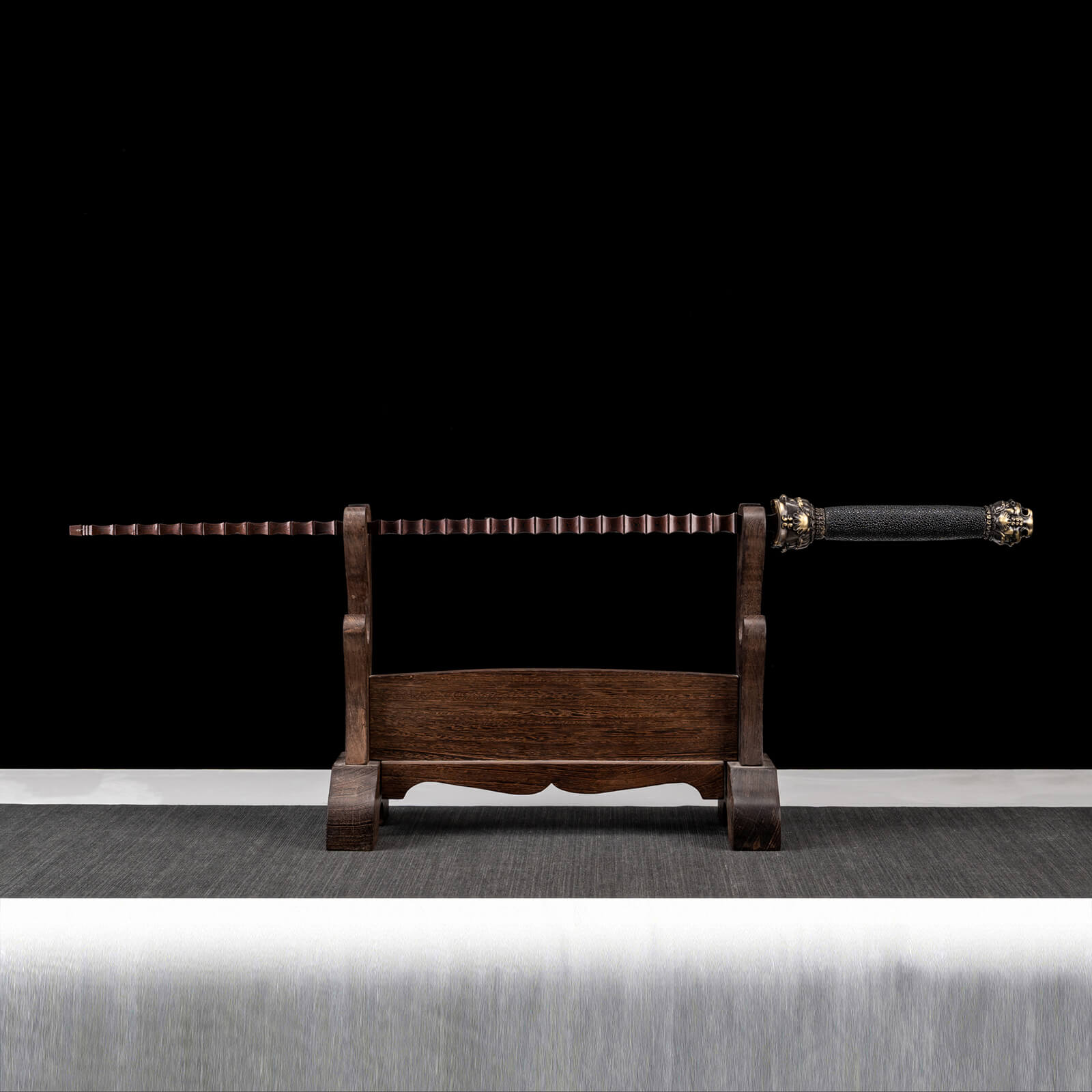 Handmade Chinese Traditional Eighteen Weapons Pattern Steel Solid Wood ...